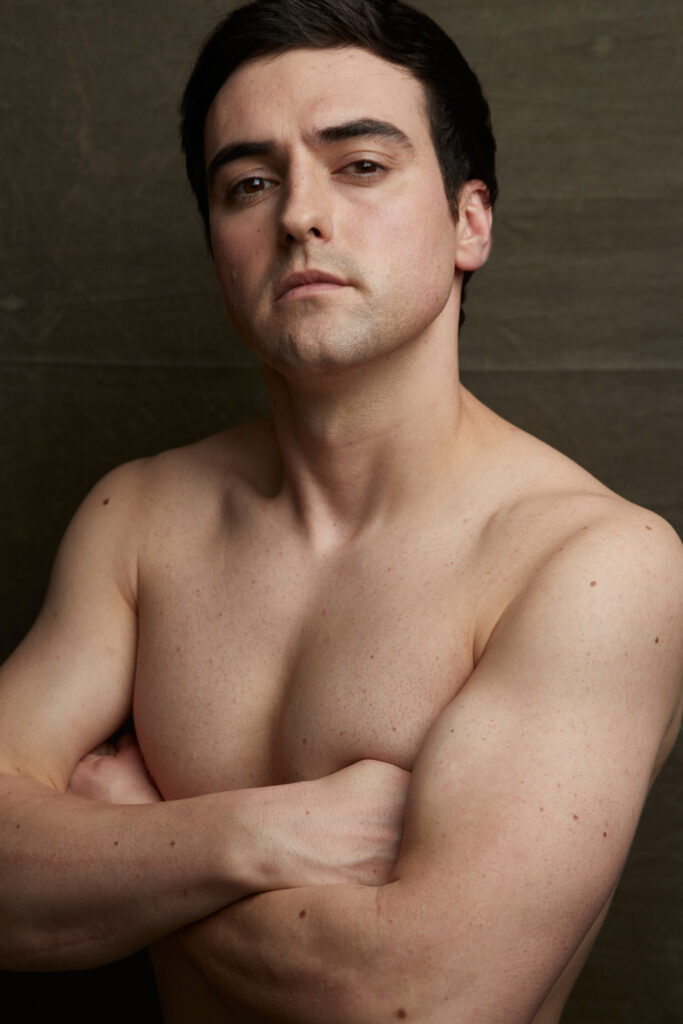 Material – Iñigo Izurzu